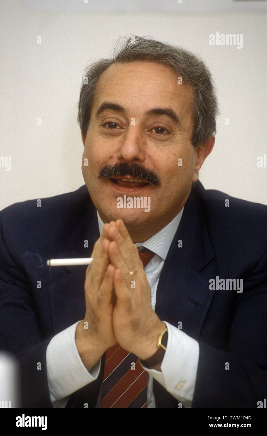 MME4700326 Portrait of Giovanni Falcone, antimafia judge (1939 - 1992 ...