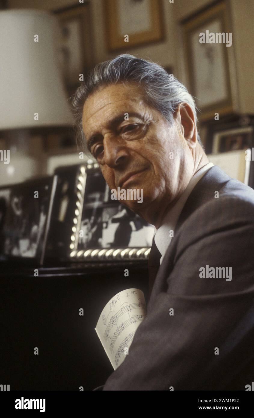 MME4700539 Portrait of the Italian conductor Franco Ferrara in 1985 ...