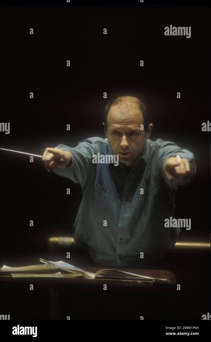 MME4700815 Portrait of conductor Ivan Fischer in 1995.; (add.info ...