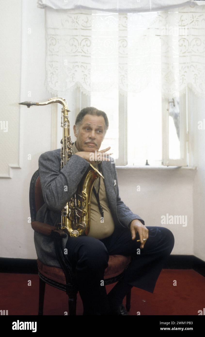 MME4701678 Portrait of jazz saxophonist Dexter Gordon, in Rome ...