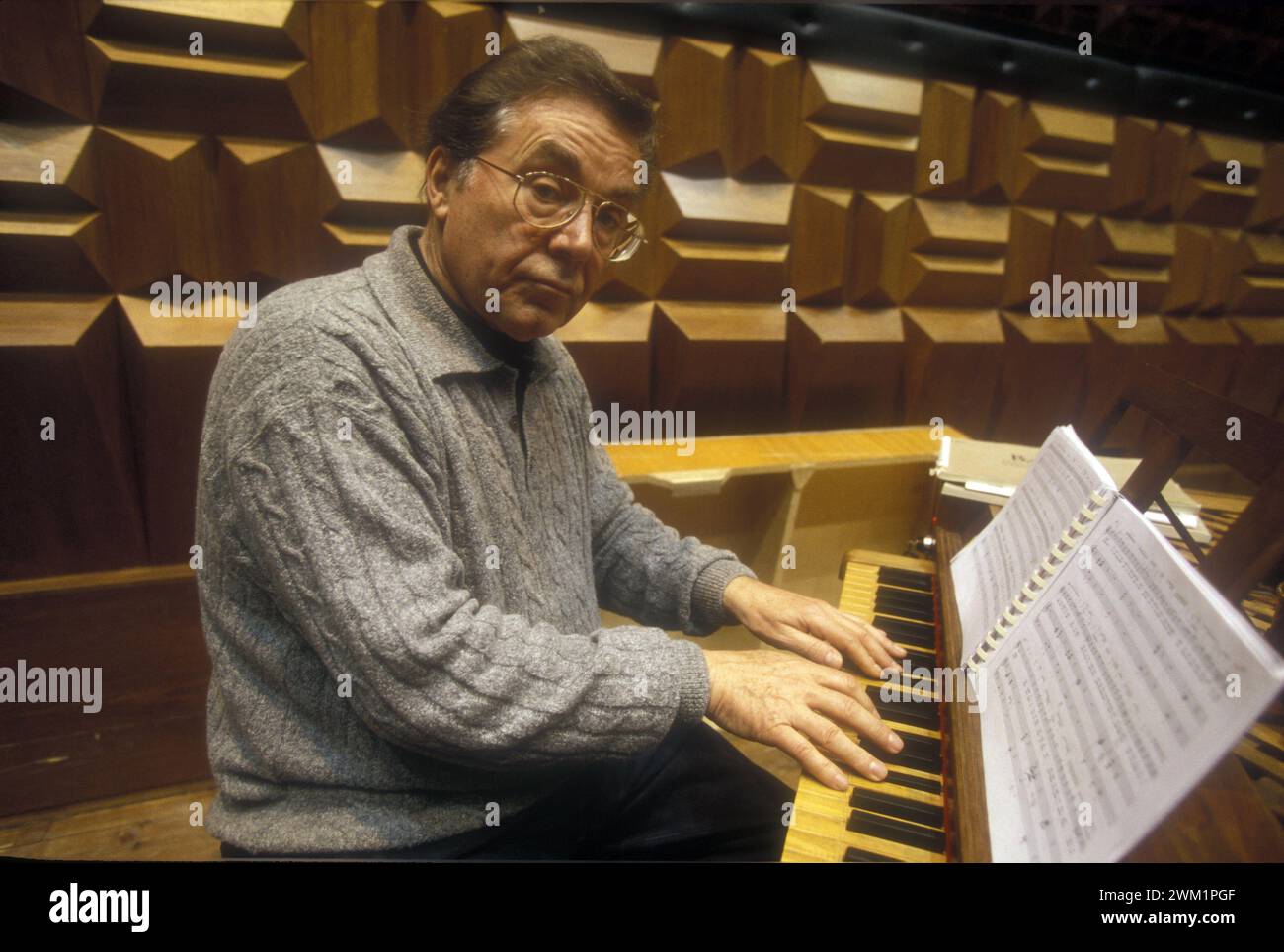 MME4704178 Portrait of German opera singer and conductor Peter Schreier ...