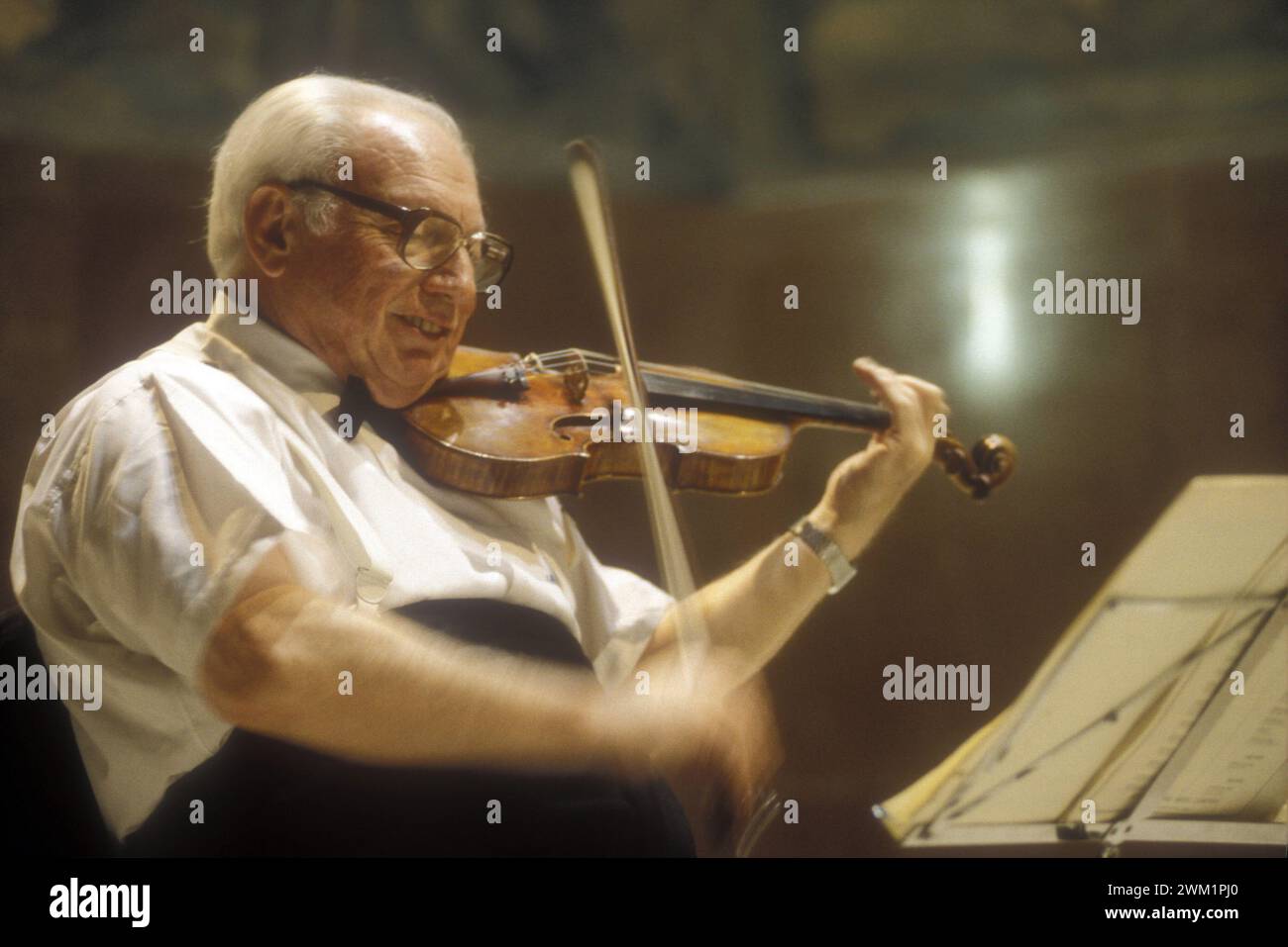 MME4704482 Violinist Isaac Stern in 1995.; (add.info.: Violinist Isaac ...