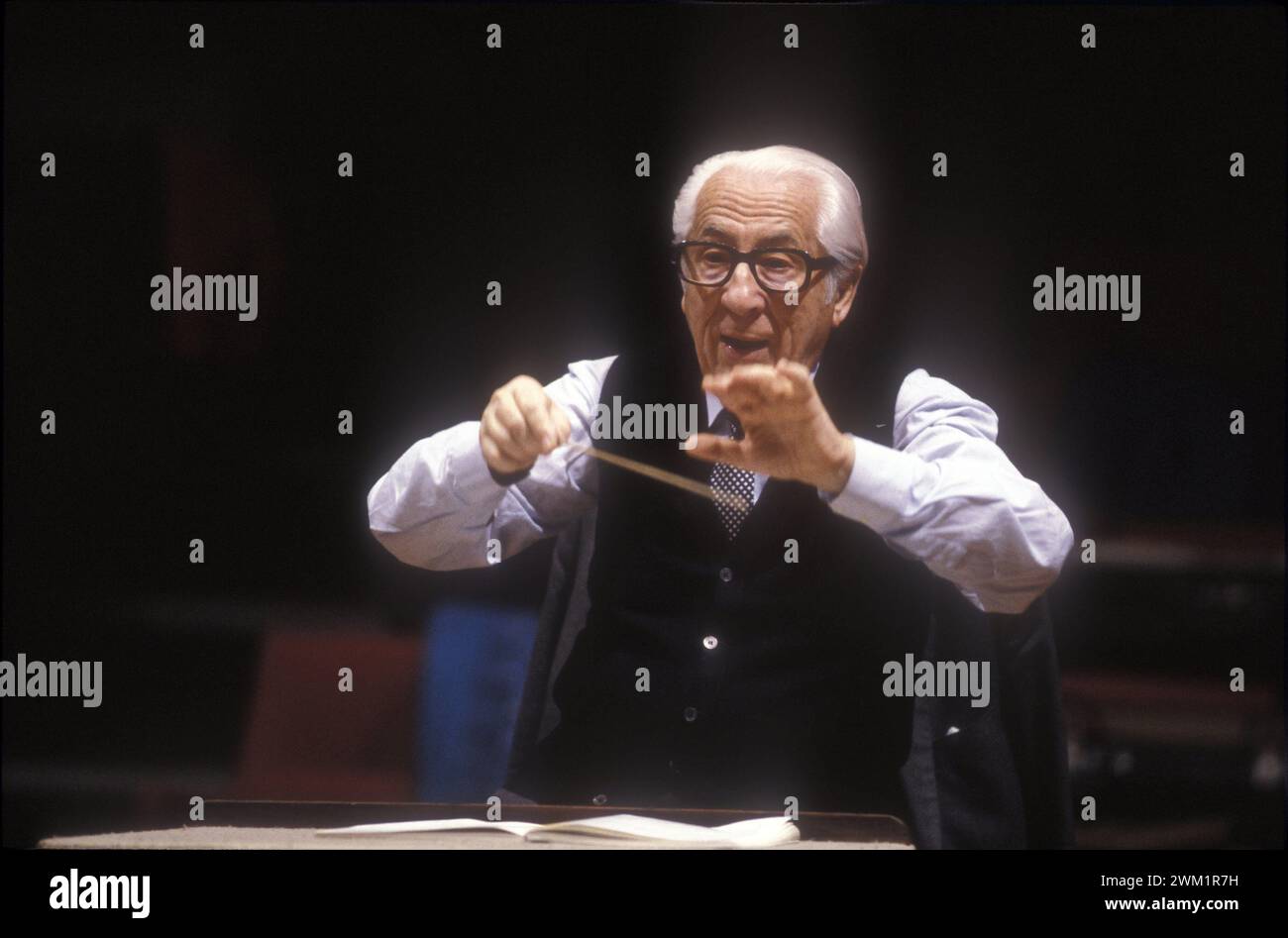 MME4710359 Portrait of conductor Ferdinand Leitner in 1989.; (add.info ...