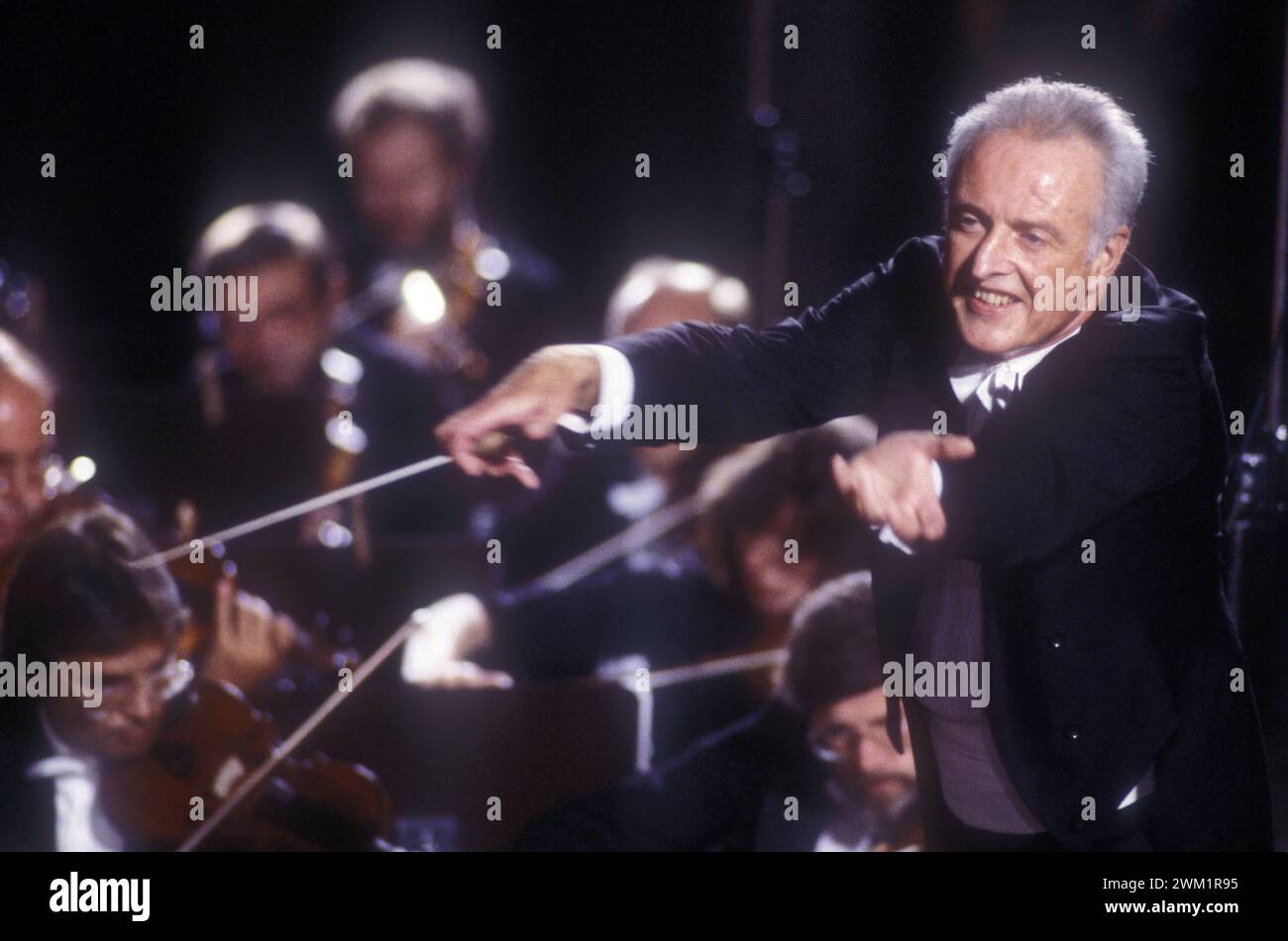 MME4710005 Austrian conductor Carlos Kleiber at a concert in Pompei in ...