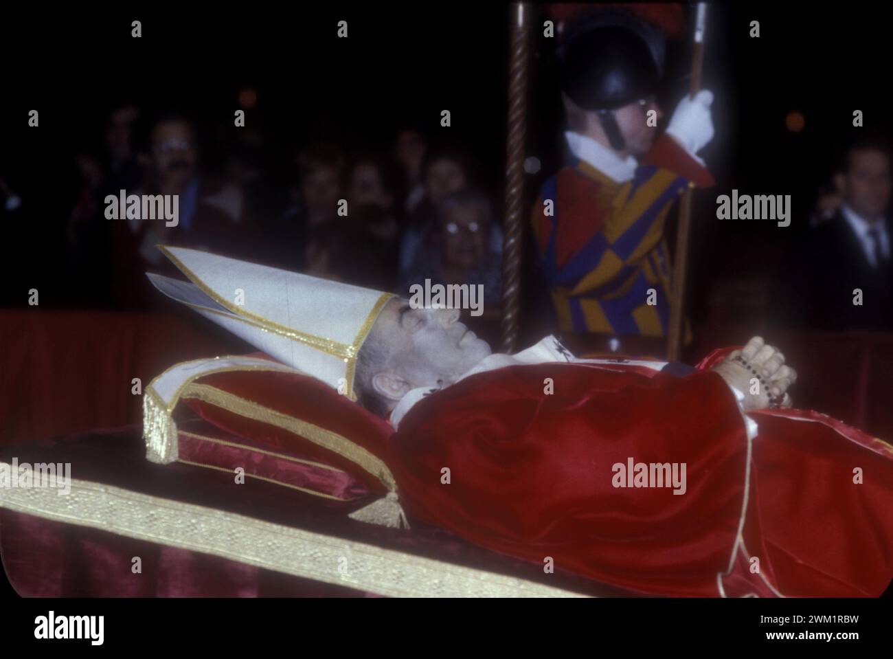 MME4711247 The remains of Pope John Paul I (John Paul) (Giovanni Paolo ...