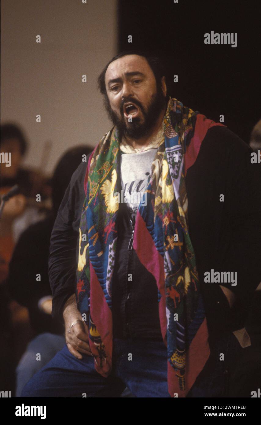 MME4711432 Portrait of the lyrical singer Luciano Pavarotti in Rome in ...