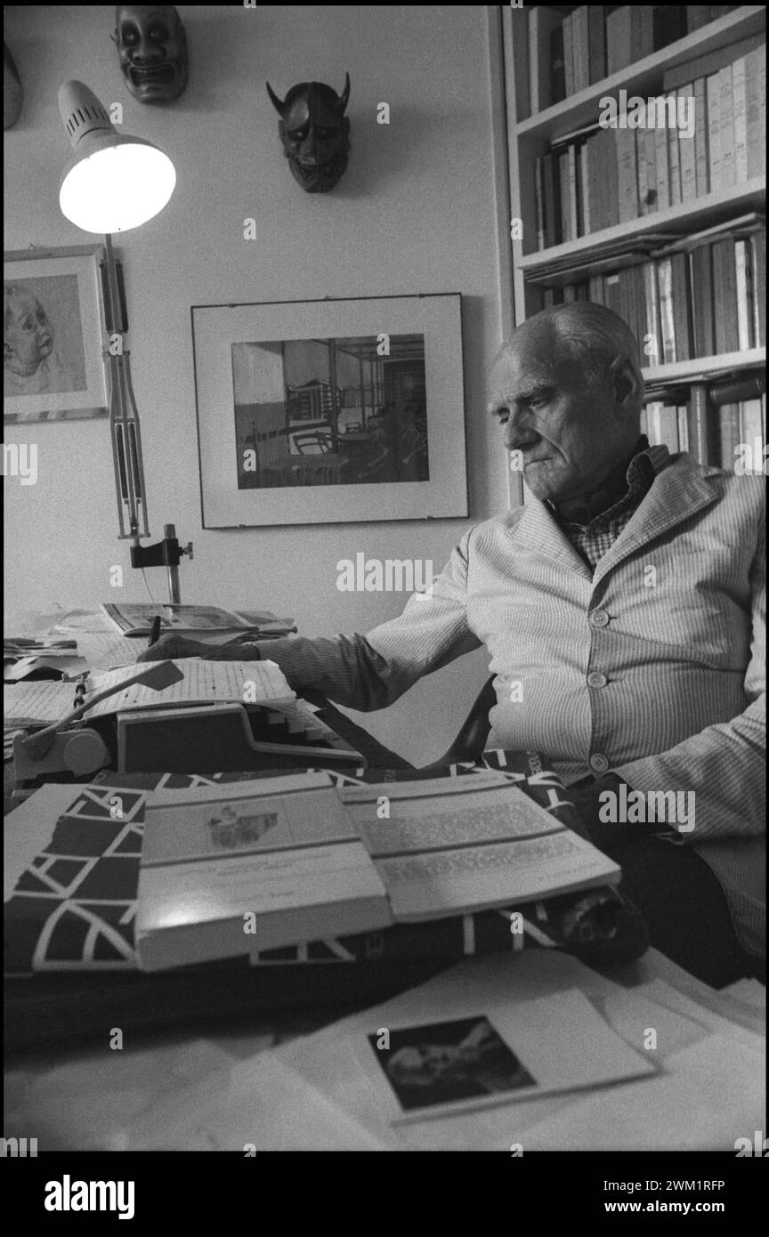 Alberto moravia and rome hi-res stock photography and images - Alamy