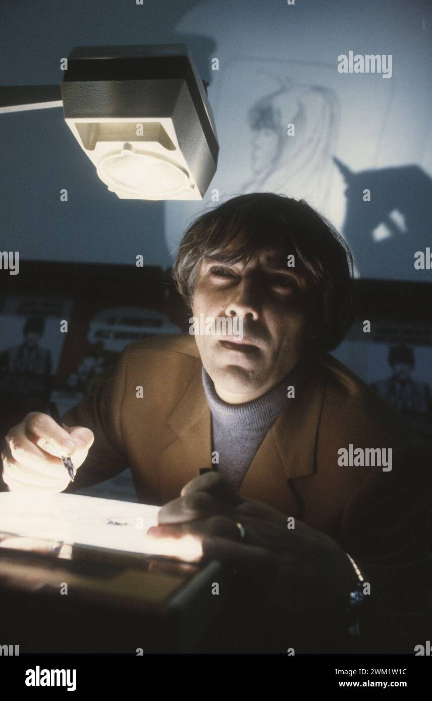 MME4726991 Roma, 1983. Italian cartoonist Milo Manara holds a lecure at ...