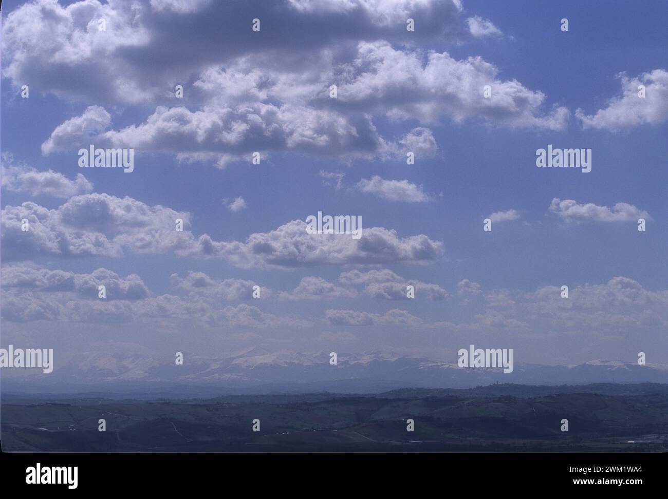Infinito di leopardi hi-res stock photography and images - Alamy