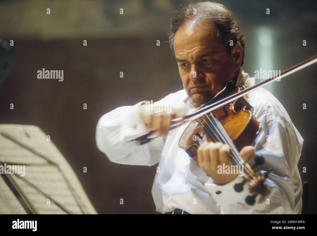 Classica musicians hi-res stock photography and images - Alamy