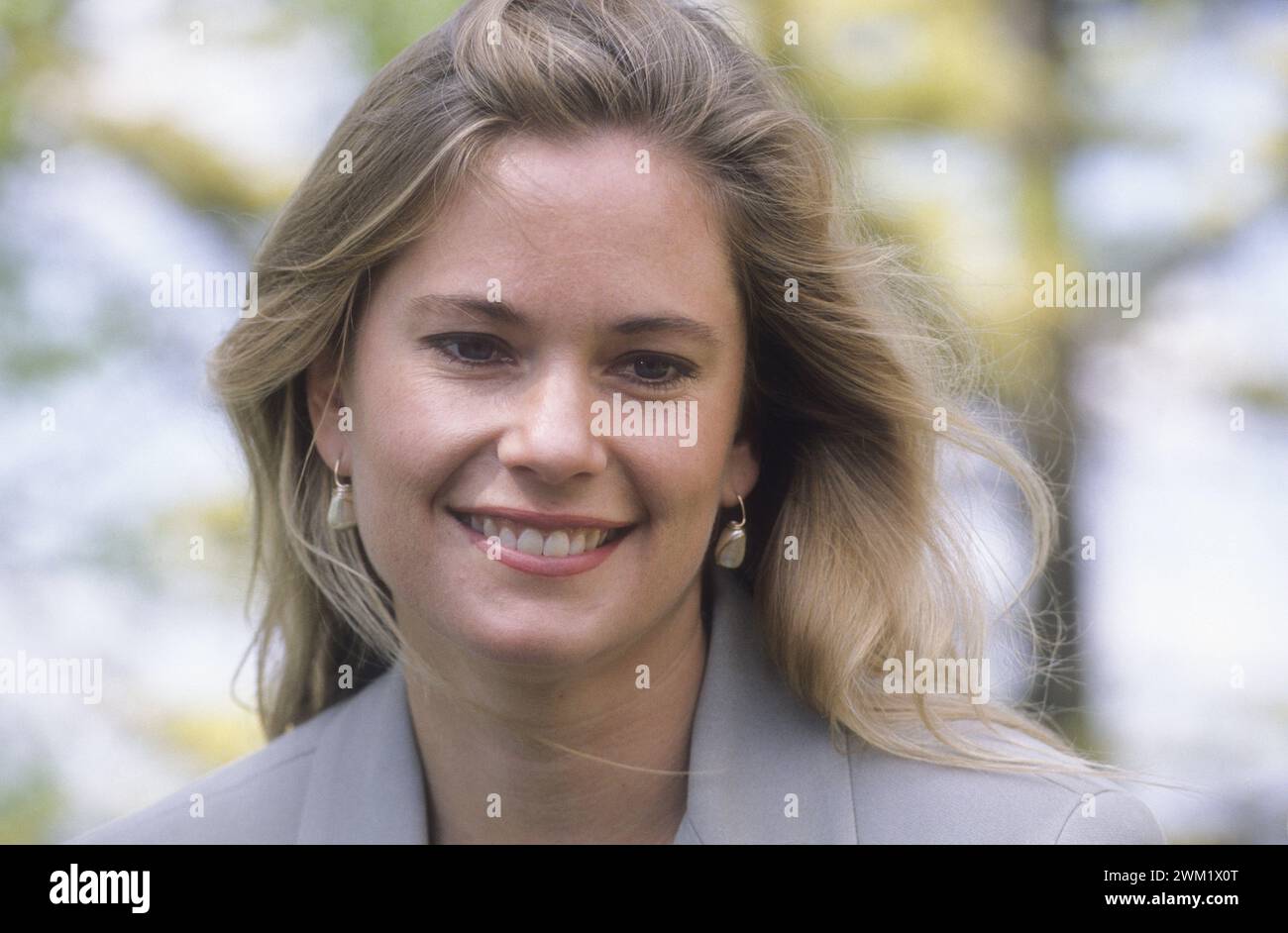 MME4737021 American actress Joanna Johnson starring in soap opera “” Beautiful””, 1991/L'attrice ...