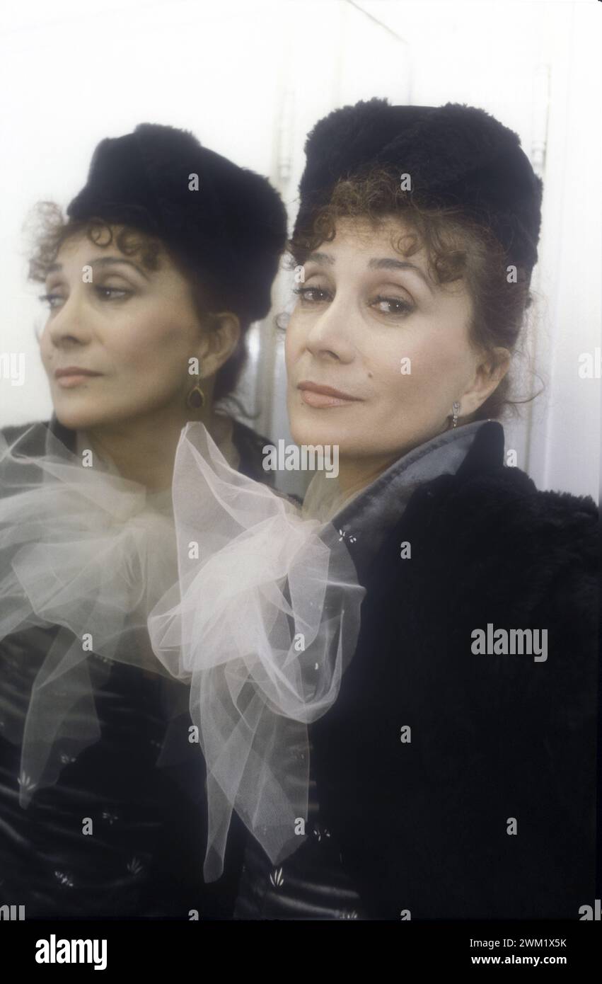 Ileana ghione hi-res stock photography and images - Alamy