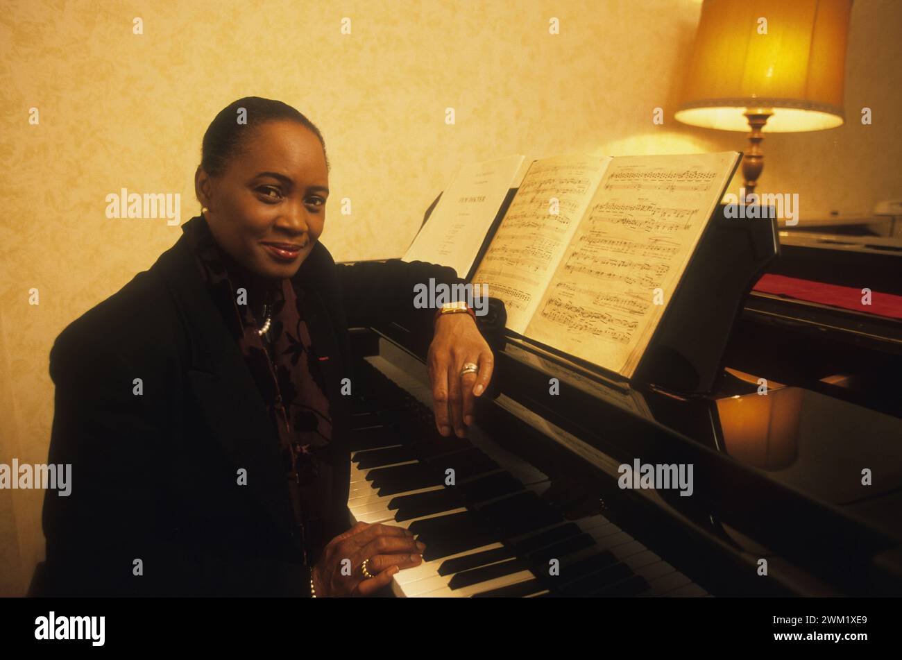 Soprano barbara hendricks hi-res stock photography and images - Alamy