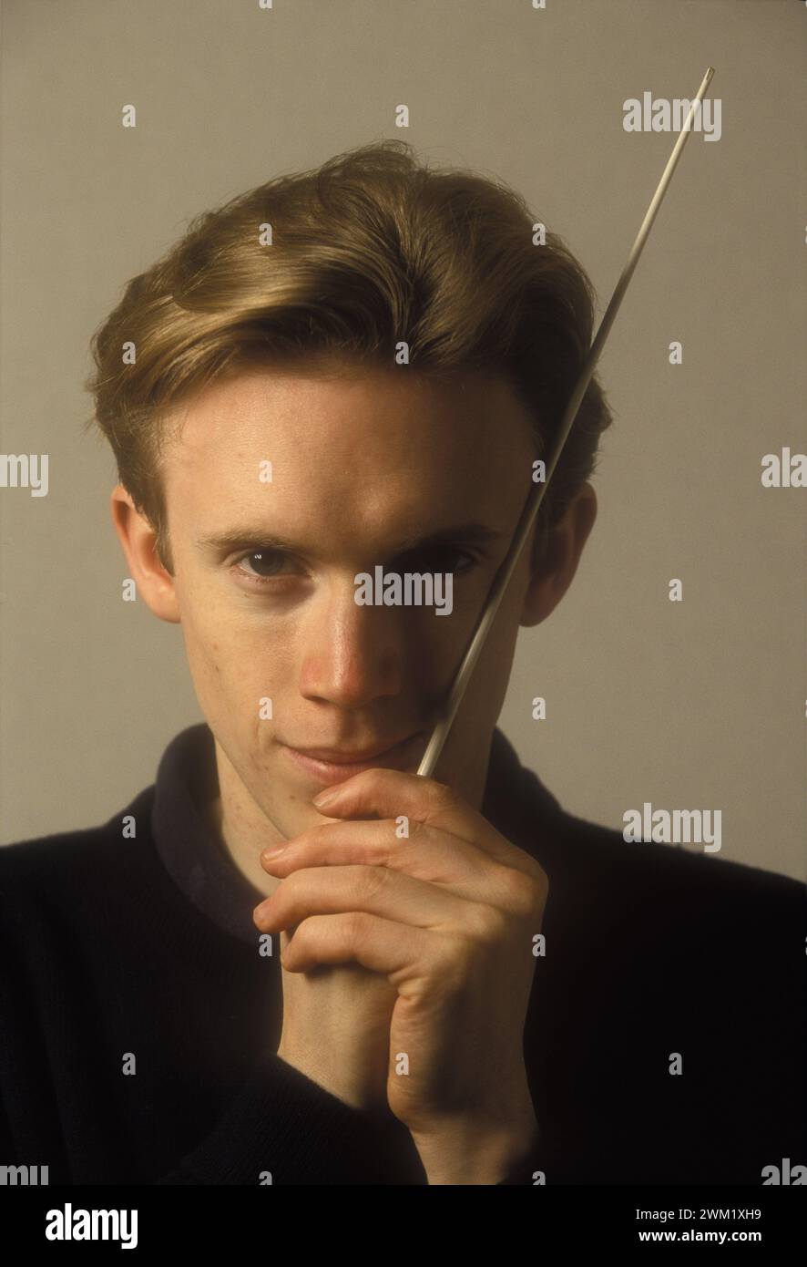 MME4741153 Milan, Piccolo Theater, 1999. British conductor Daniel ...