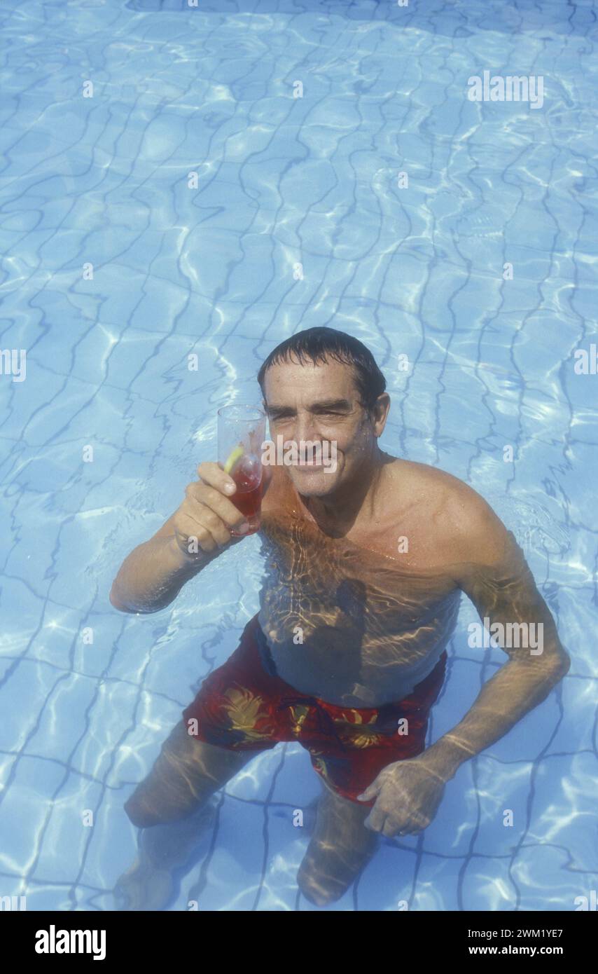 MME4748221 Taormina (Messina), 1986. Italian actor Vittorio Gassman in ...