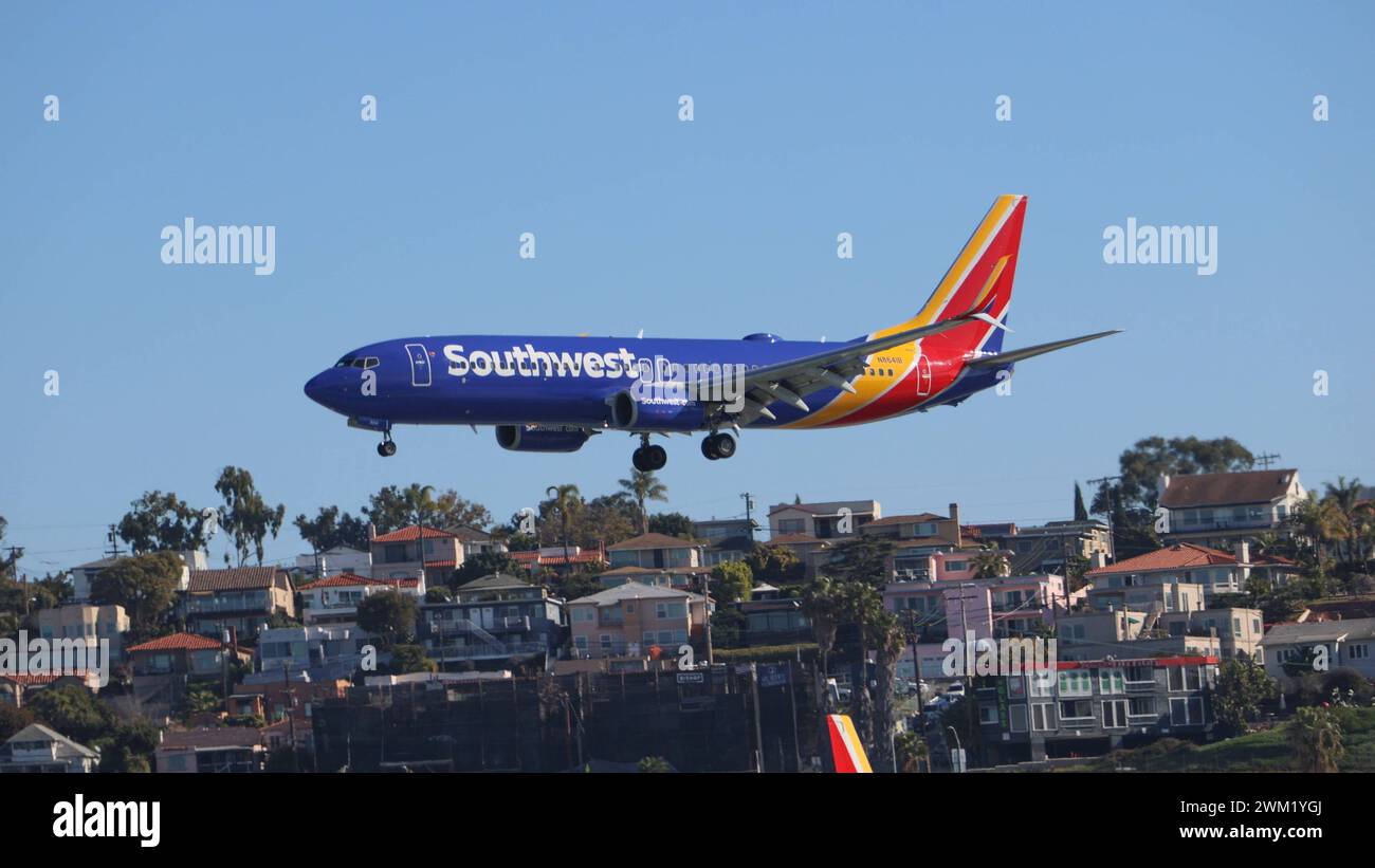 N8641B Southwest Airlines Boeing 737-8H4 am San Diego International ...