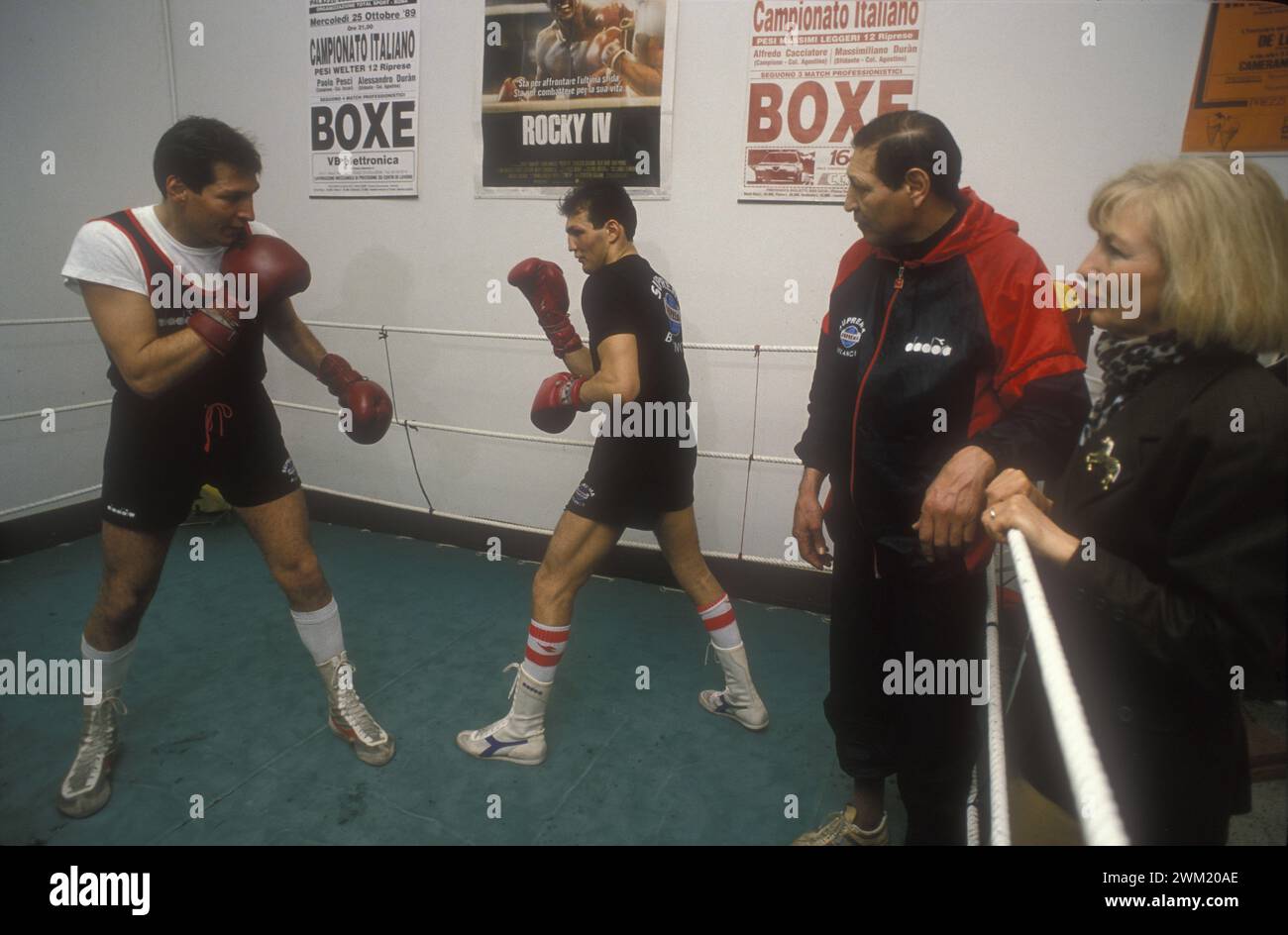 Allenamento pugile hi-res stock photography and images - Alamy