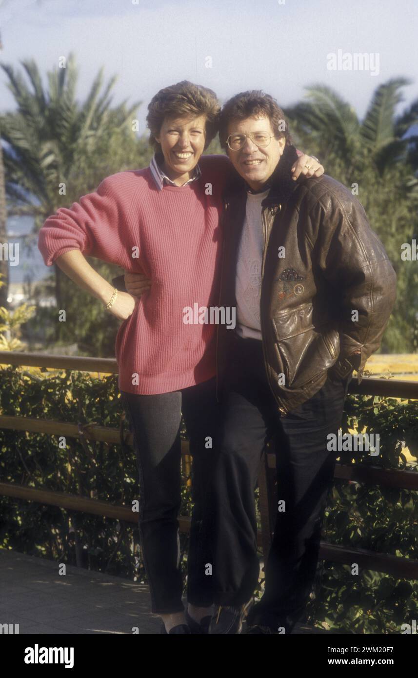 MME4754956 Sanremo Music Festival 1988. Italian pop singer Peppino di ...