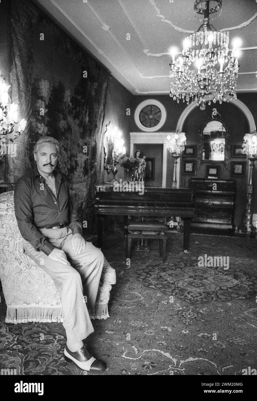 MME4756265 Lancenigo (Treviso), 1979. Tenor Mario Del Monaco in his ...