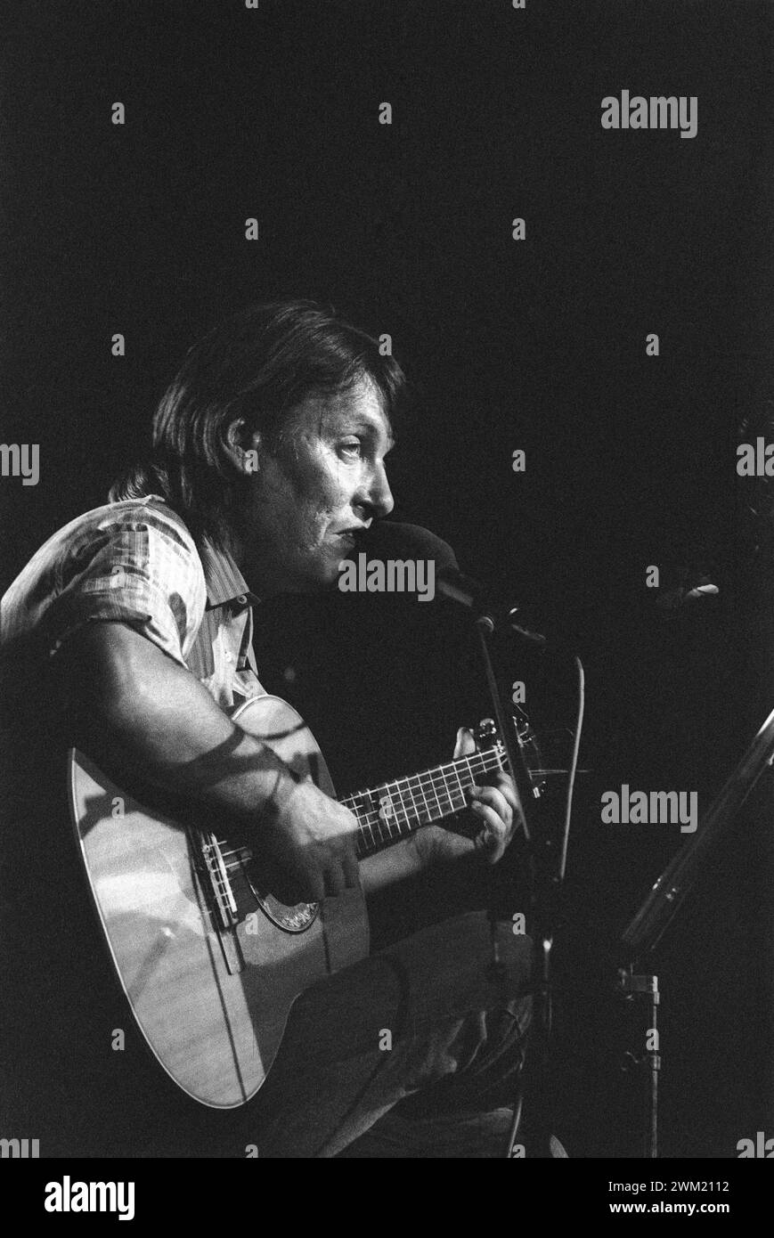 MME4757895 Italian singer-songwriter Fabrizio De Andre (1981)/Il ...