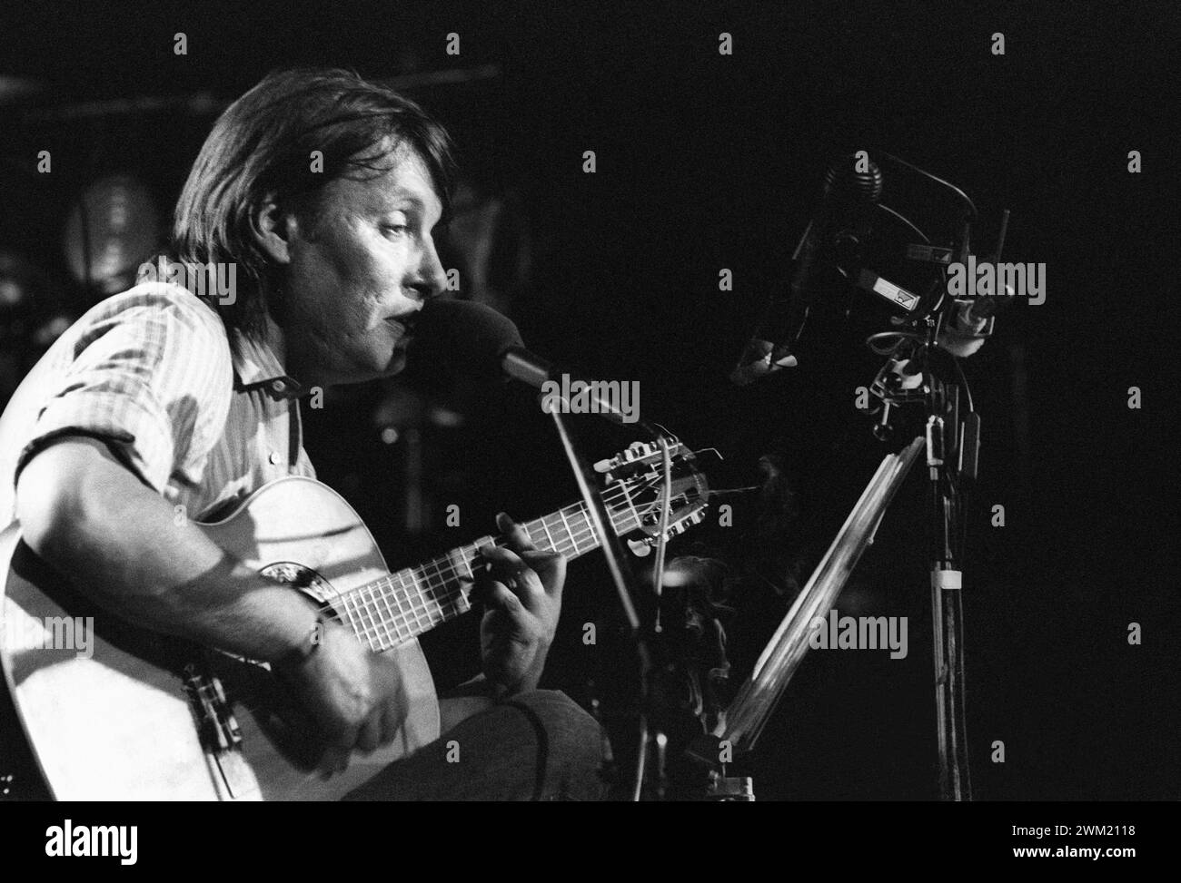 MME4757855 Italian singer-songwriter Fabrizio De Andre (1981)/Il ...