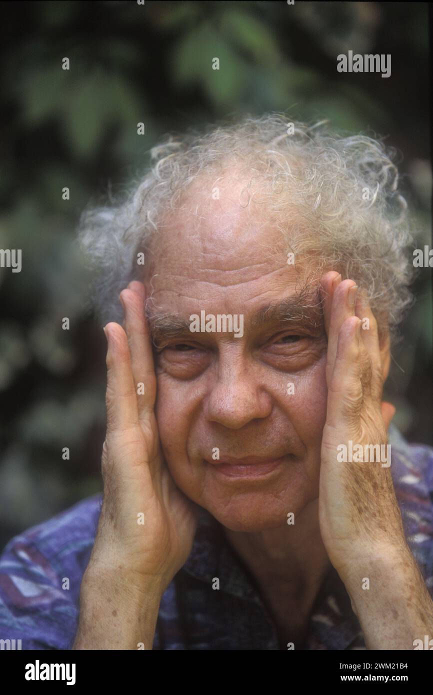 MME4759591 Venice, 1995. American choreographer Merce Cunningham, in ...