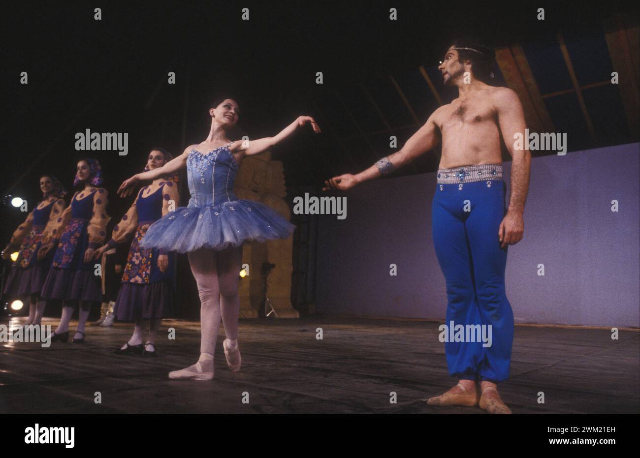 Ballerini danzatore hi-res stock photography and images - Alamy