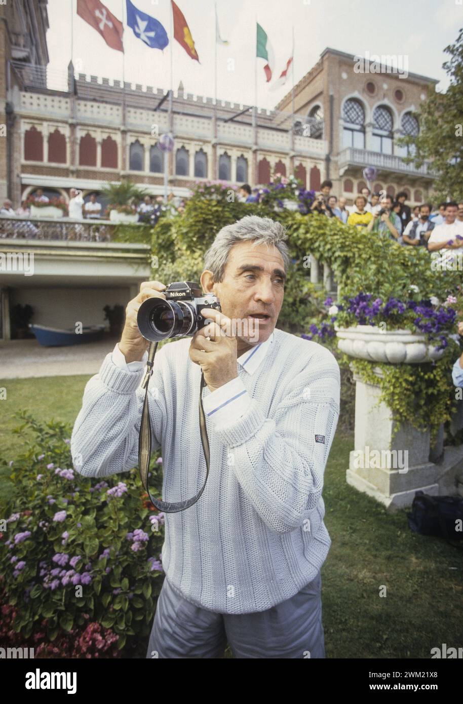 Walter chiari romance hi-res stock photography and images - Alamy