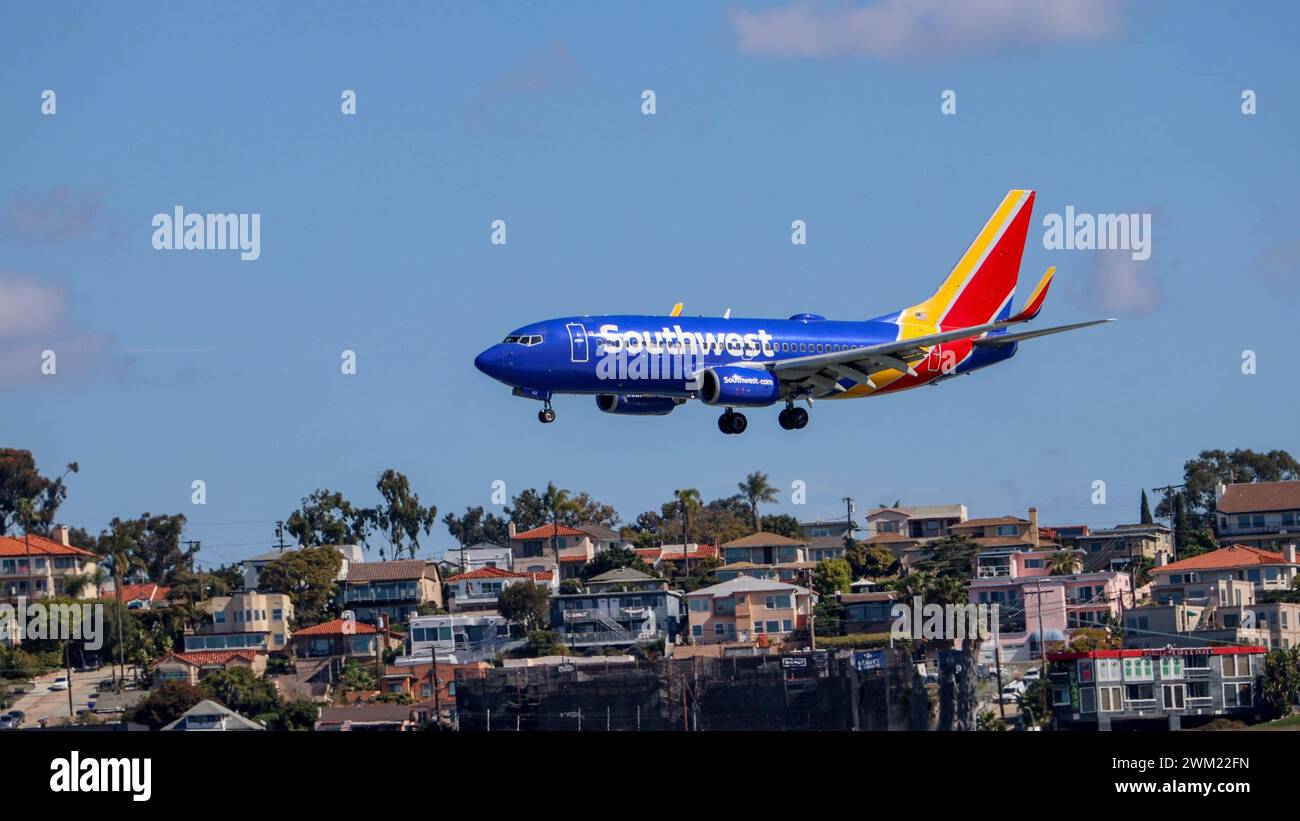 N412WN Southwest Airlines Boeing 737-7H4 am San Diego International ...