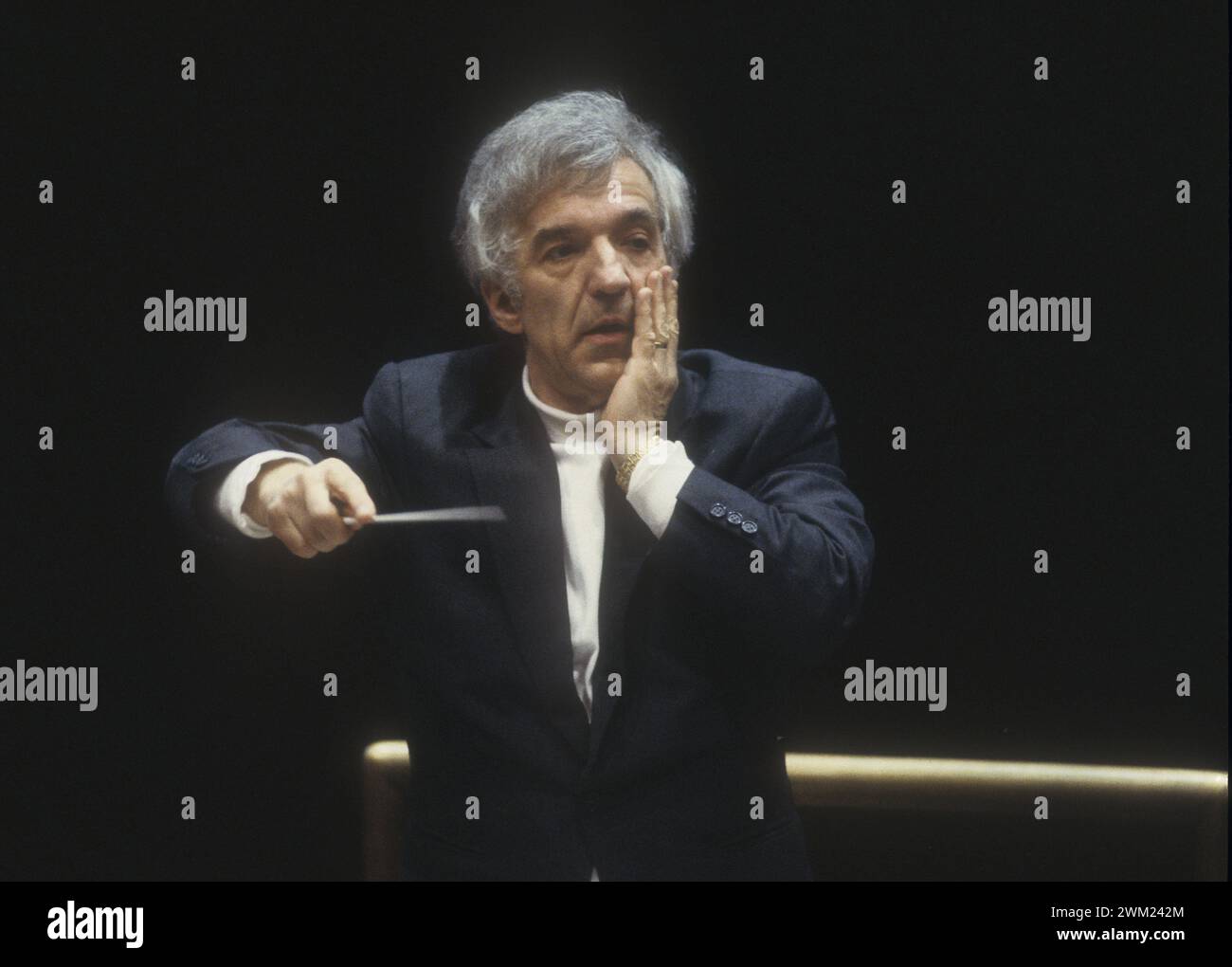 MME4773608 Rome, 1992. Pianist and conductor Vladimir Ashkenazy ...
