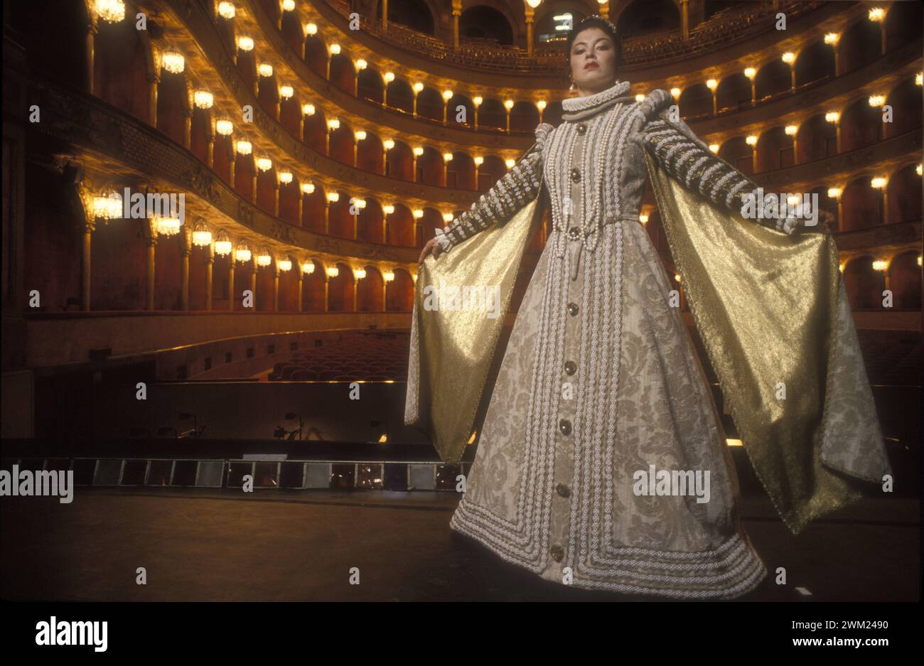 MME4775108 Naples, San Carlo Theater, 1992. Italian opera singer Anna ...