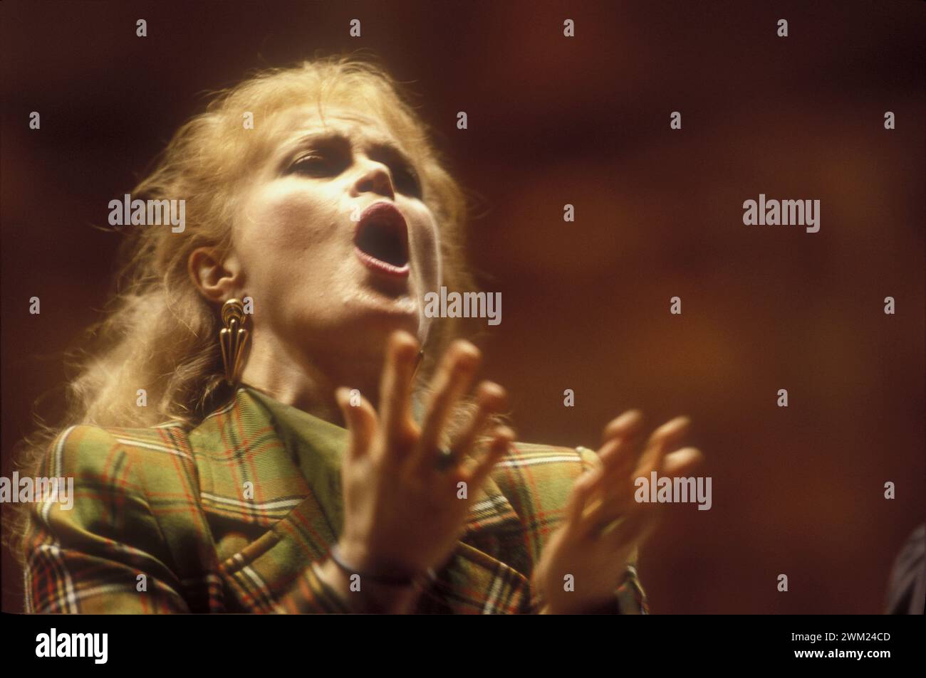 MME4775612 Rome, 1998. American soprano June Anderson performing a ...