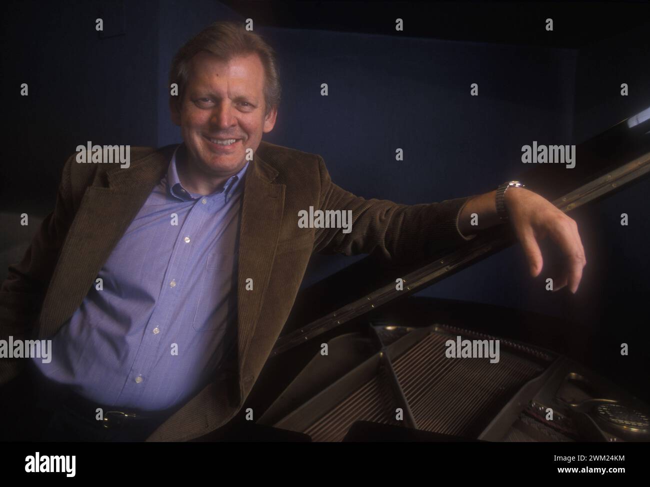 Baso baritono hi-res stock photography and images - Alamy