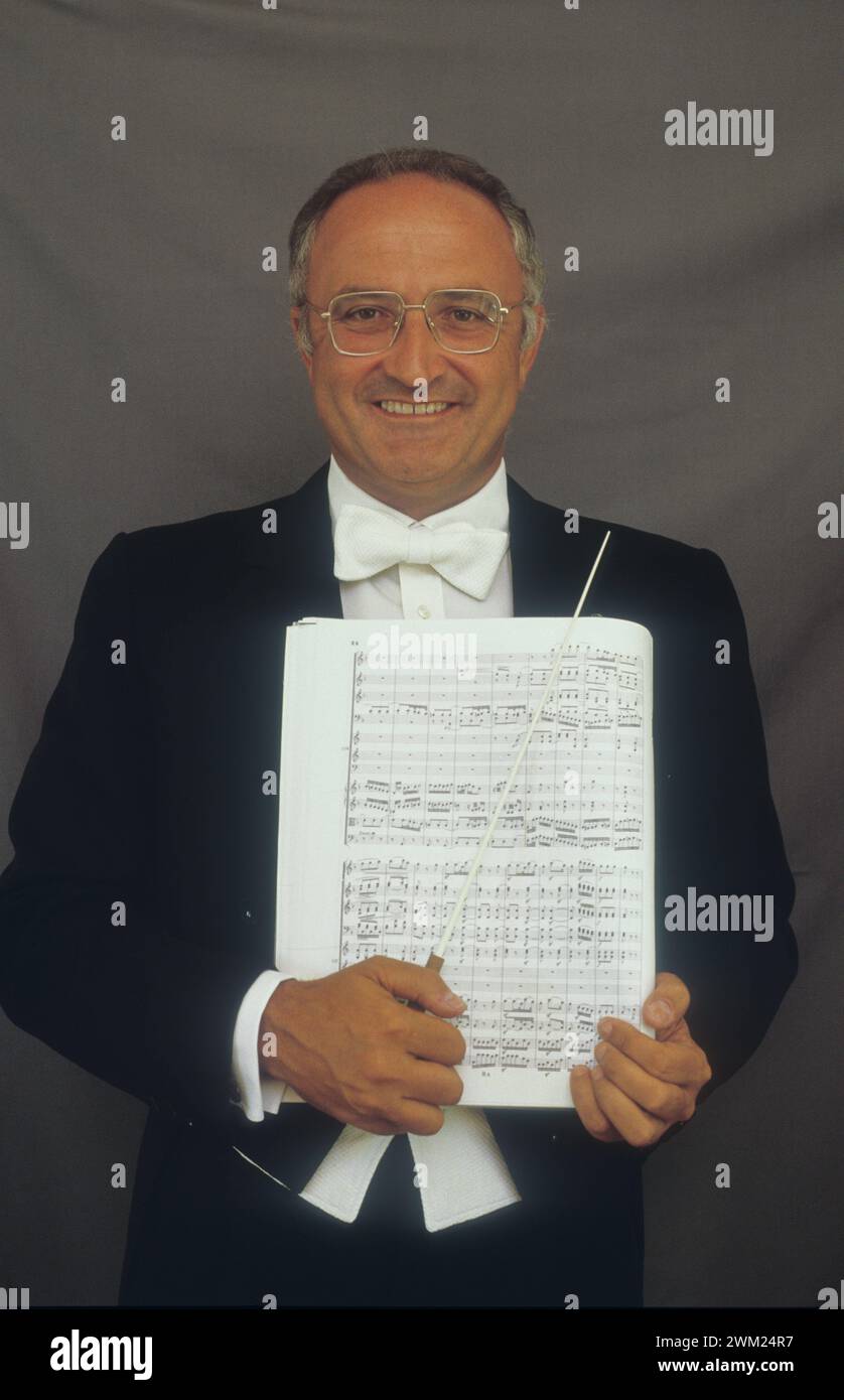 Spartiti classica hi-res stock photography and images - Alamy