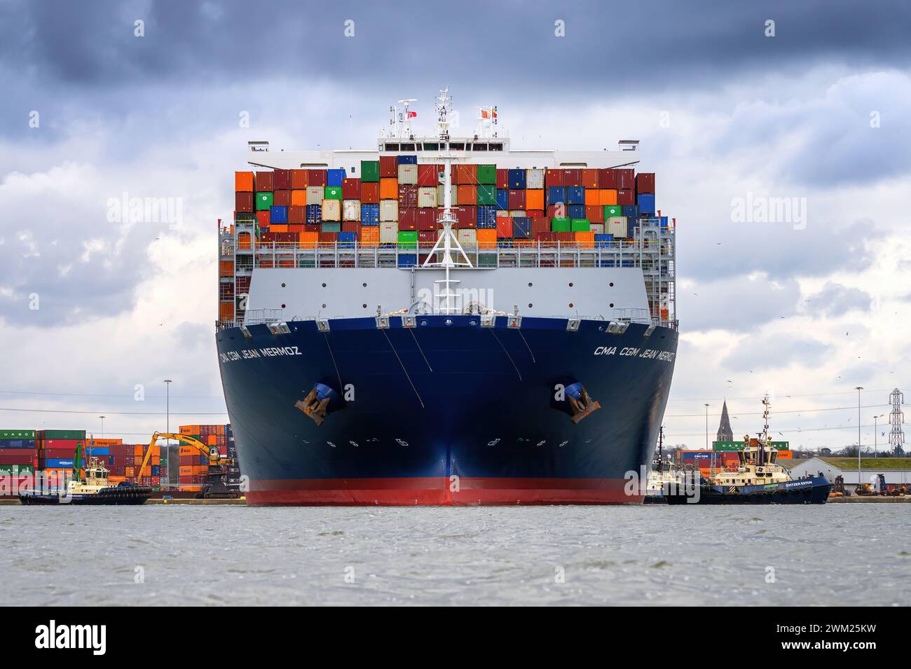 CMA CGM Jean Mermoz is a 21,000 TEU Antoine de Saint-Exupéry class ...