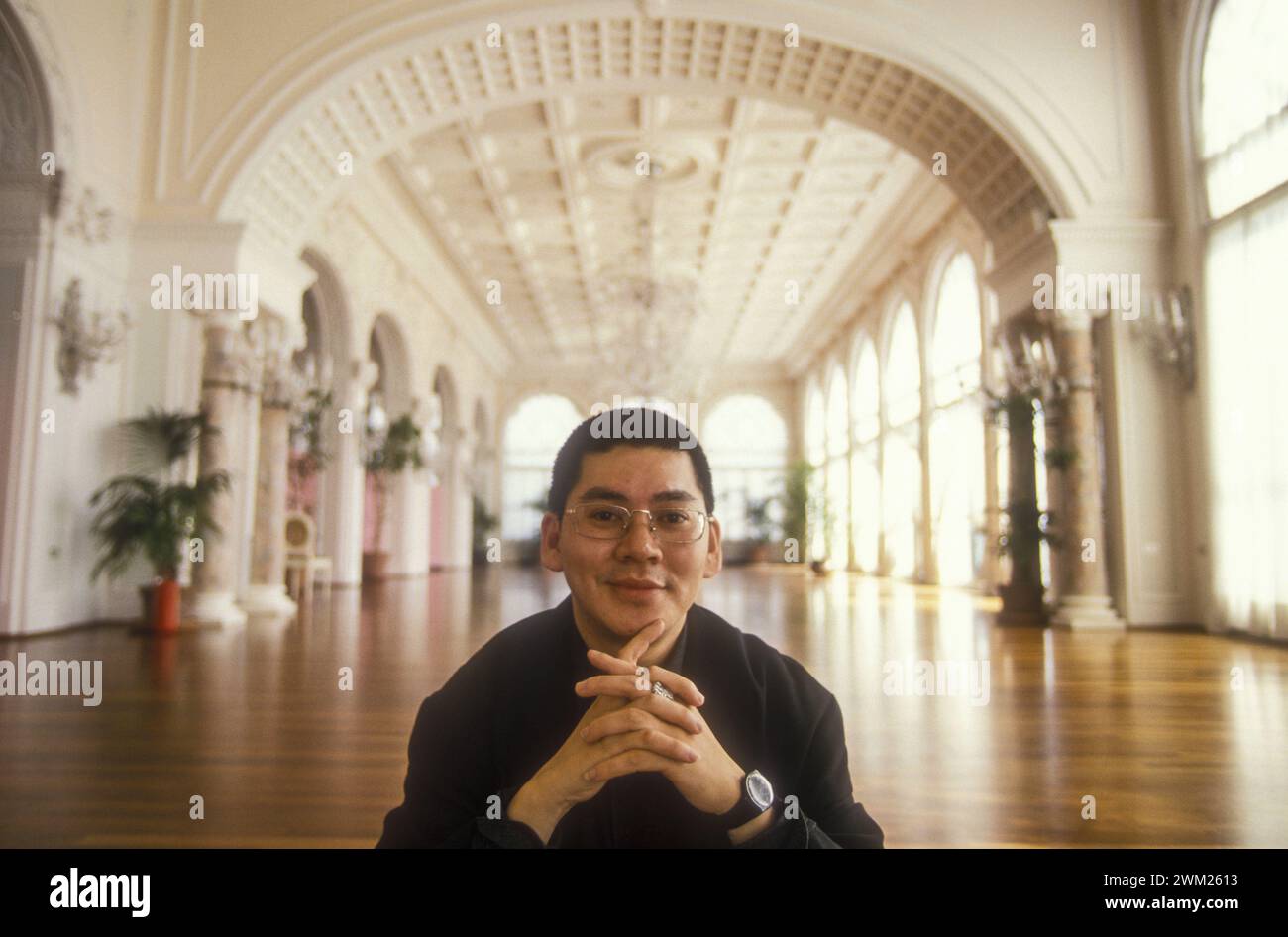 MME4784189 Venice Lido, Excelsior Hotel, Venice Film Festival 1994. Malaysian Taiwanese director ...