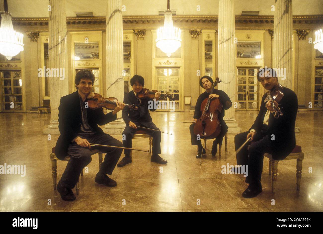 Archi quartetti hi-res stock photography and images - Alamy