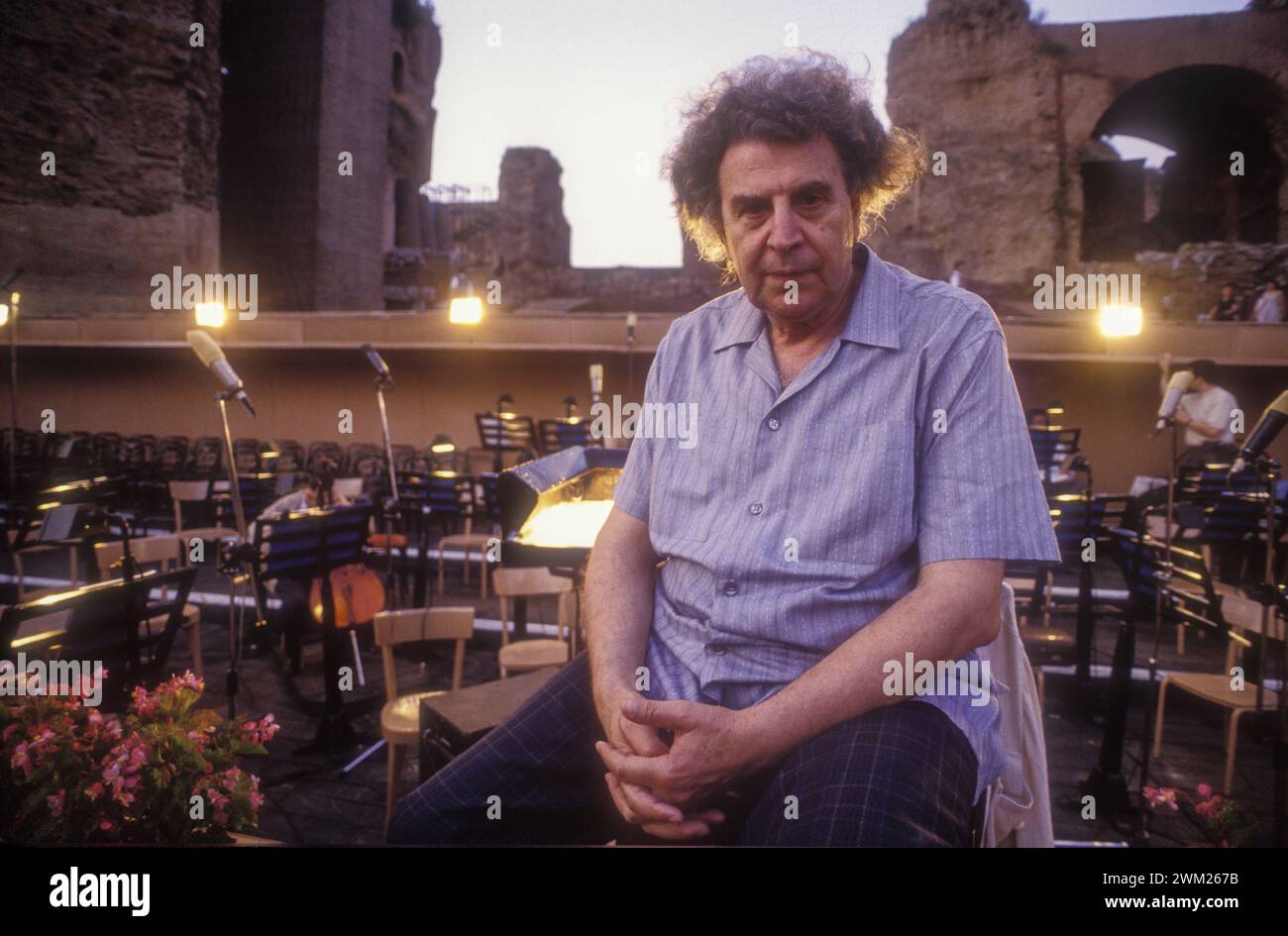 MME4785599 Rome, Baths of Caracalla, 1991. Greek composer Mikis ...