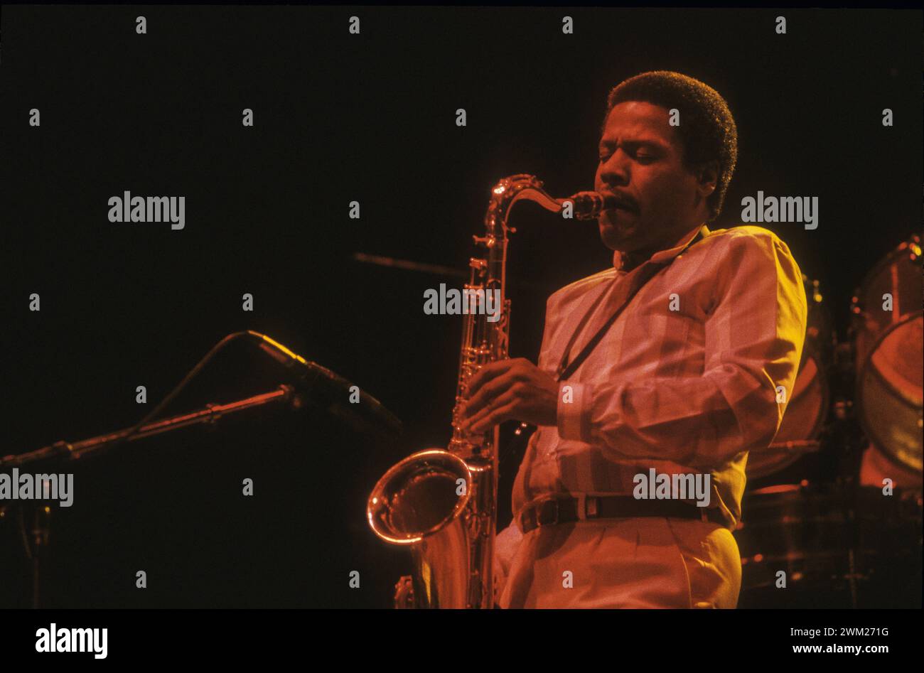 Suonare il sax hi-res stock photography and images - Alamy