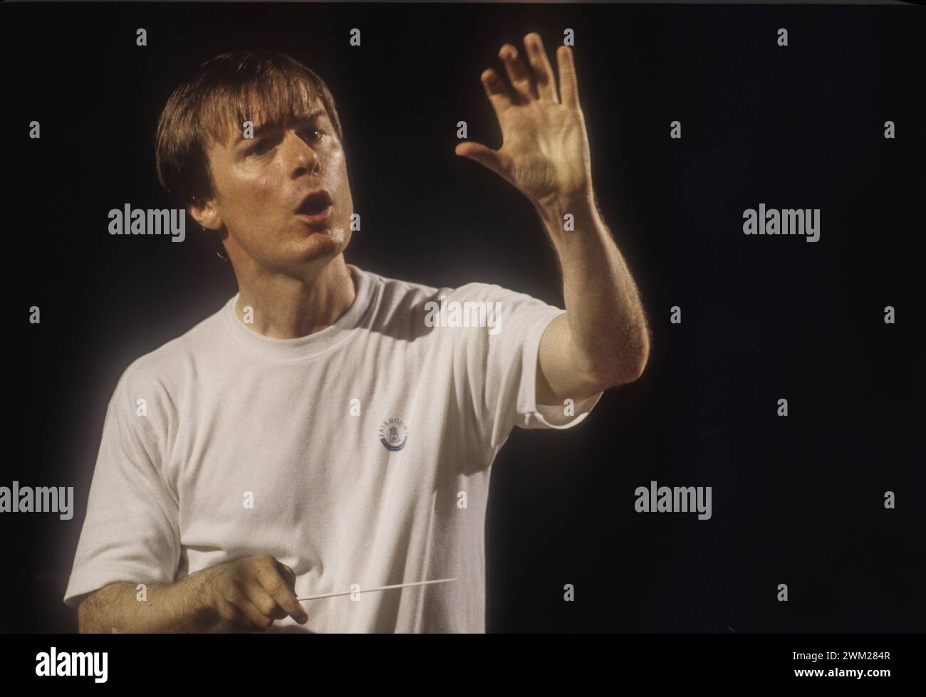 MME4797031 Venice, 1995. American conductor David Robertson performing ...