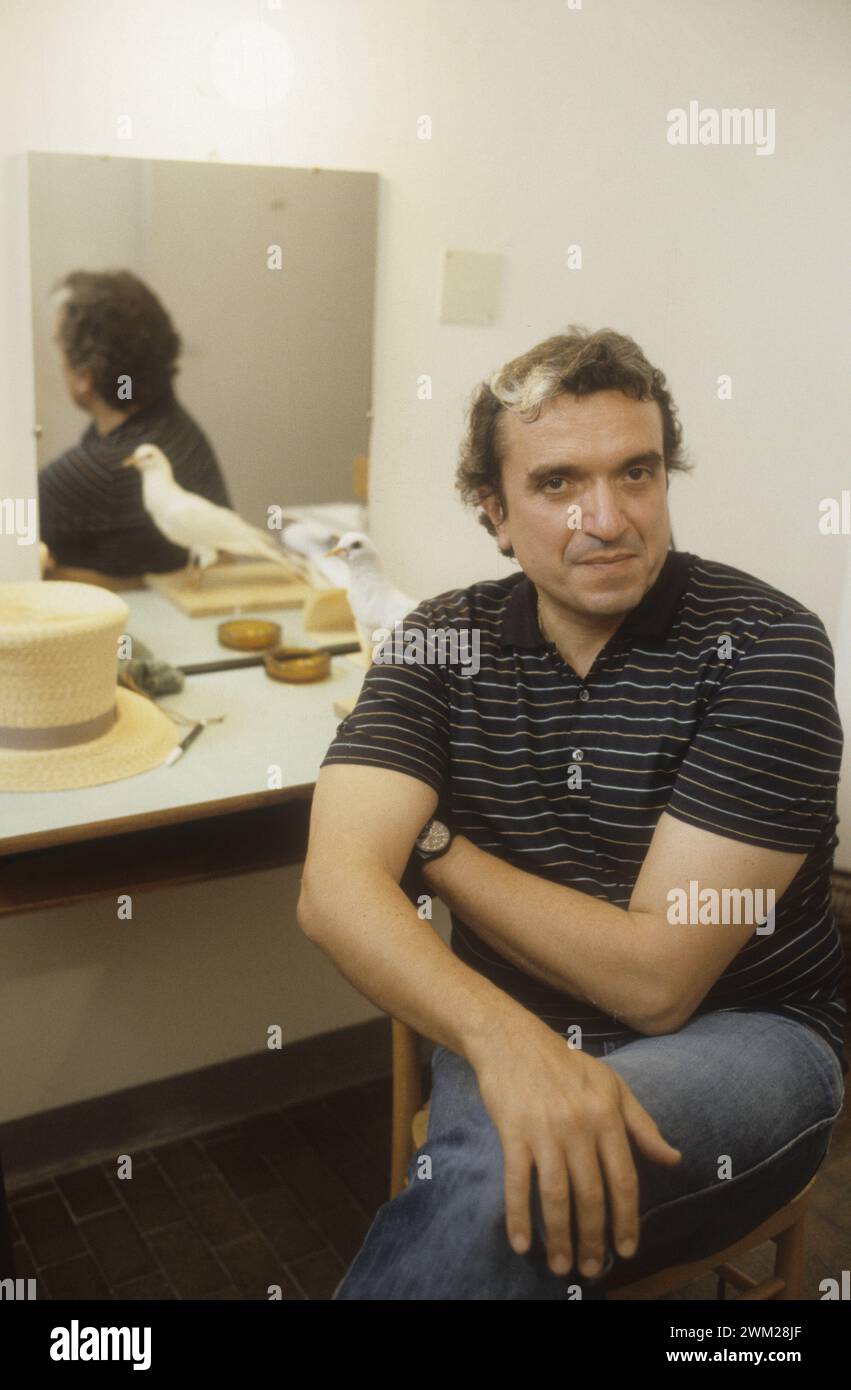 Baso baritono hi-res stock photography and images - Alamy