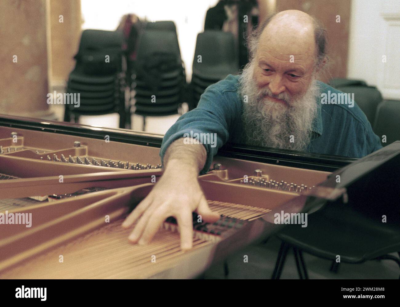 MME4800262 Rome, Palazzo delle Esposizioni, November 1999. Composer ...