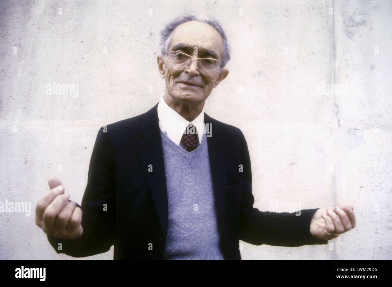 Latinists hi-res stock photography and images - Alamy