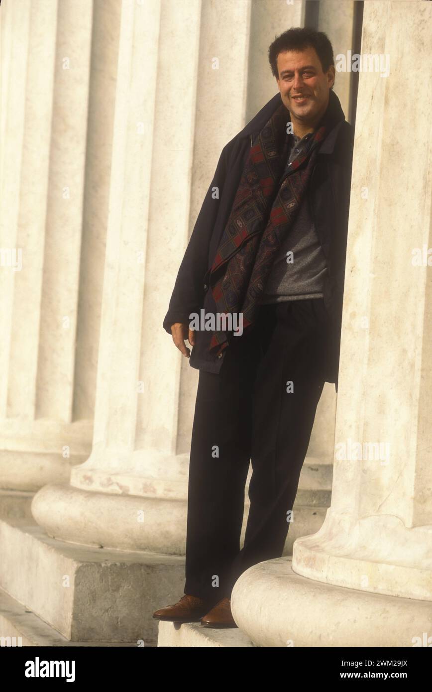 Orchestra direttori israel hi-res stock photography and images - Alamy