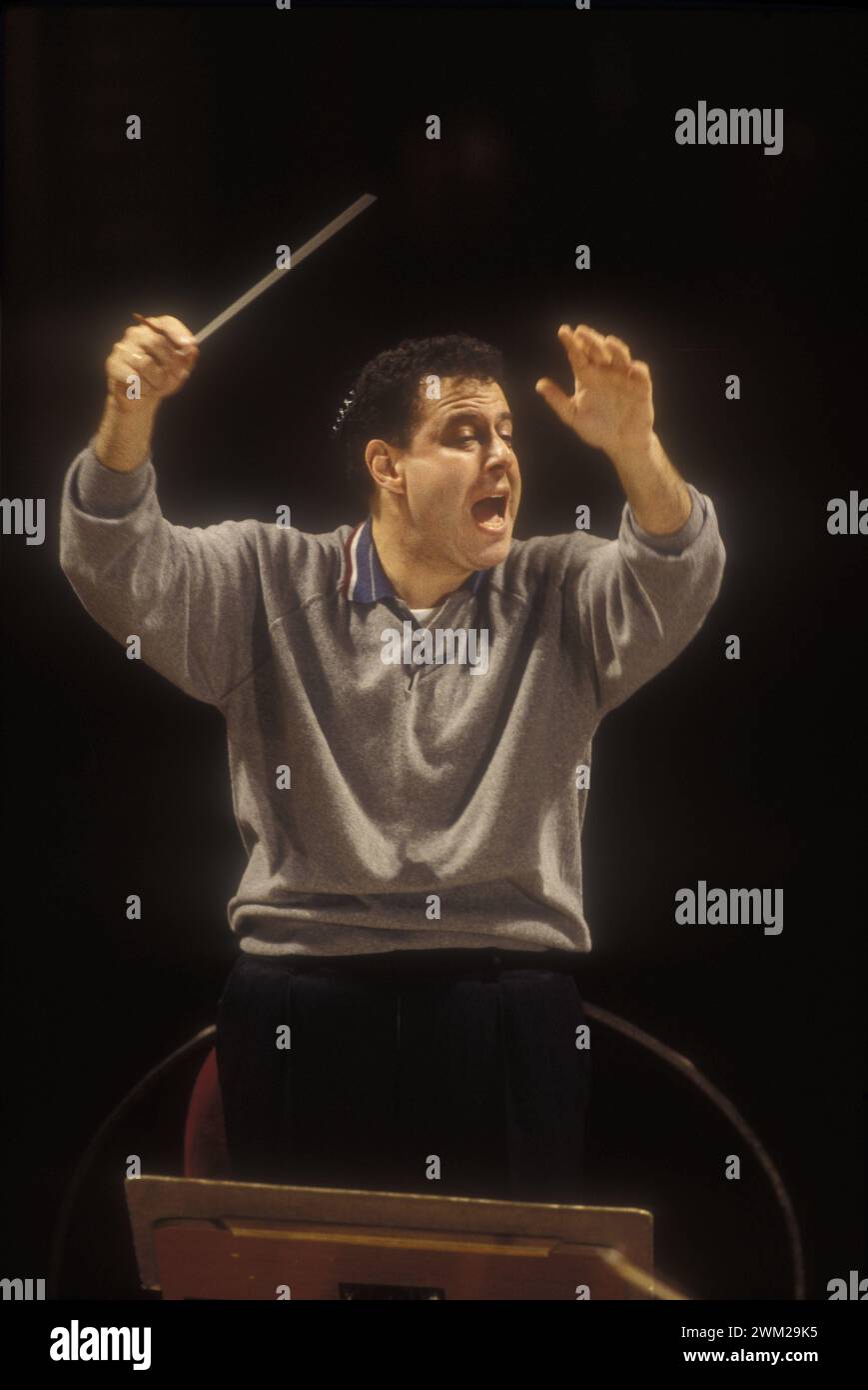 MME4806499 Rome, 1995. Israeli conductor Daniel Oren during a rehearsal ...