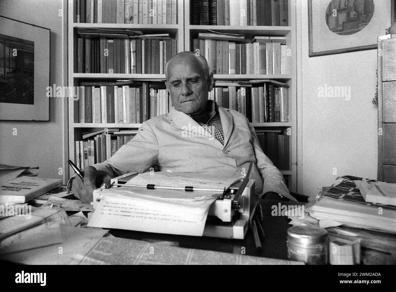 Alberto moravia and rome hi-res stock photography and images - Alamy