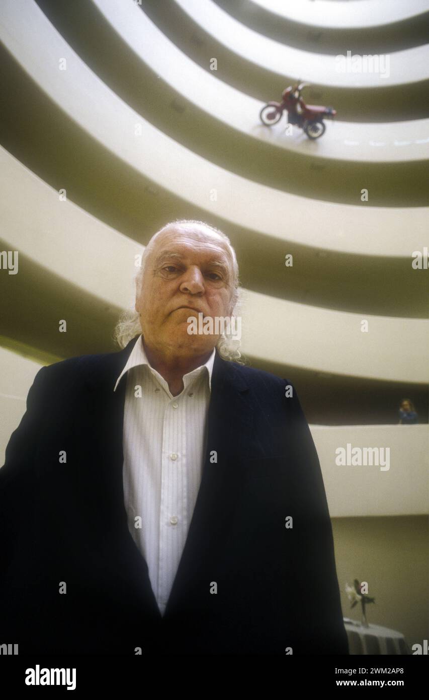 Mario merz artista hi-res stock photography and images - Alamy