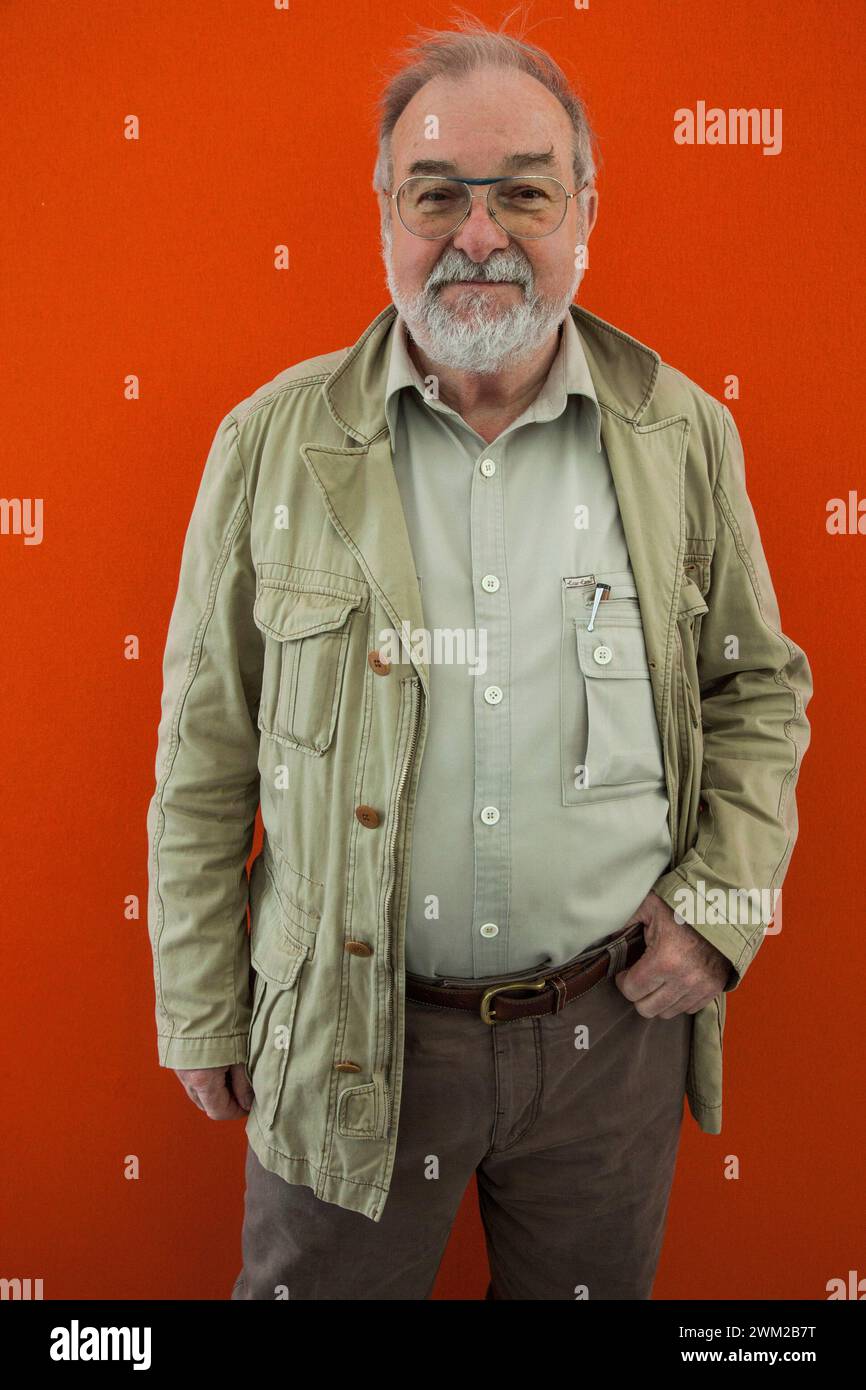 Roberto innocenti hi-res stock photography and images - Alamy