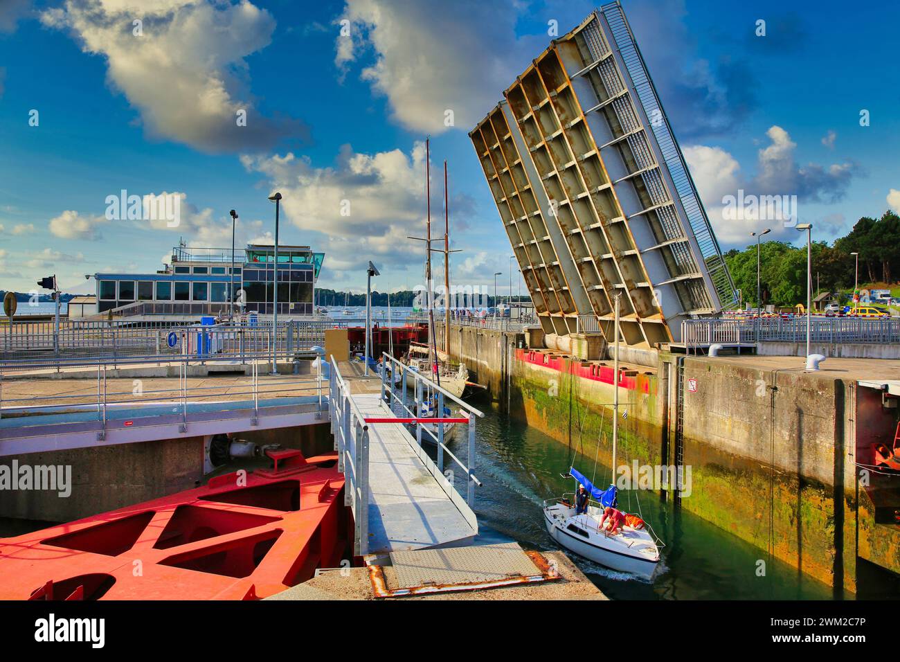 Lock, Floodgate, L'estuaire de la Rance, Pointe de la Brebis, Dinard ...