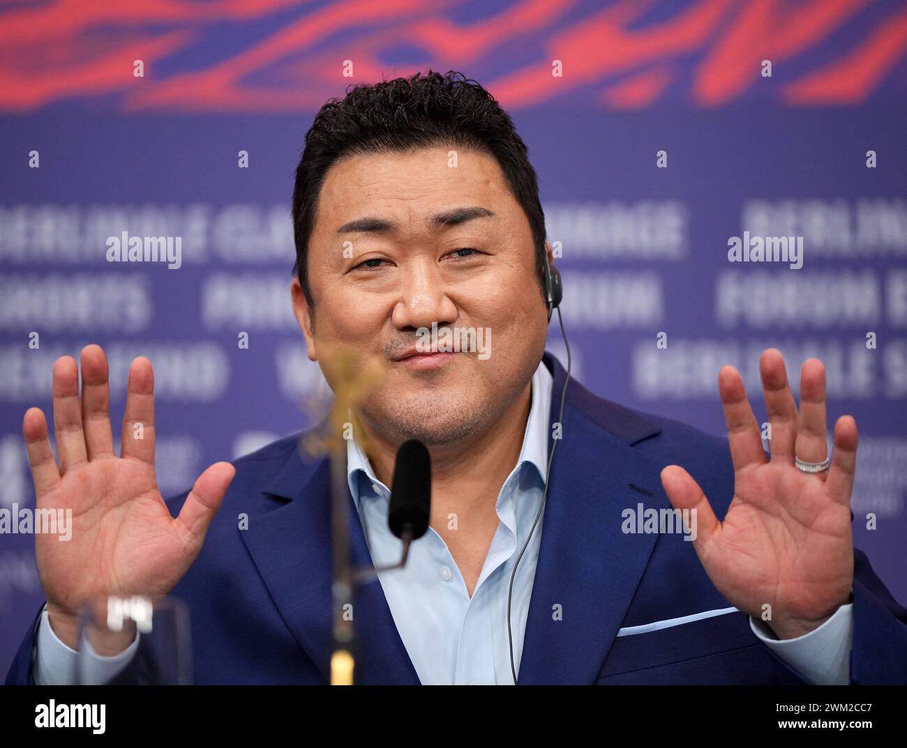 Berlin, Germany. 23rd Feb, 2024. Actor Don Lee waves during the ...